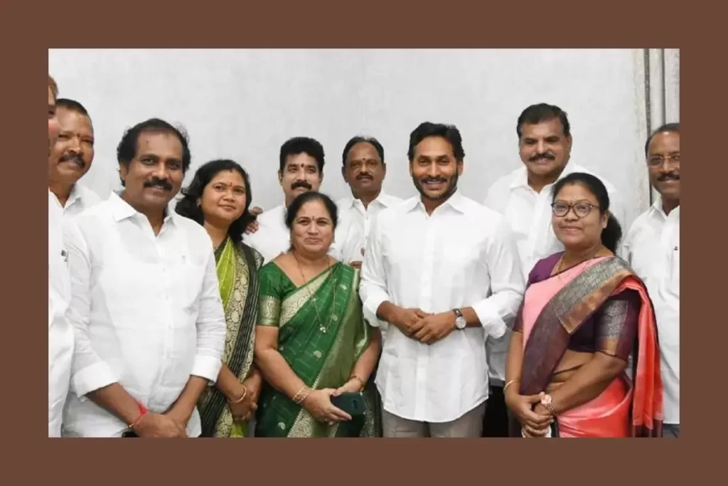Botsa Satyanarayana: ఎమ్మెల్సీగా ప్రమాణం చేసిన బొత్స సత్యనారాయణ ...